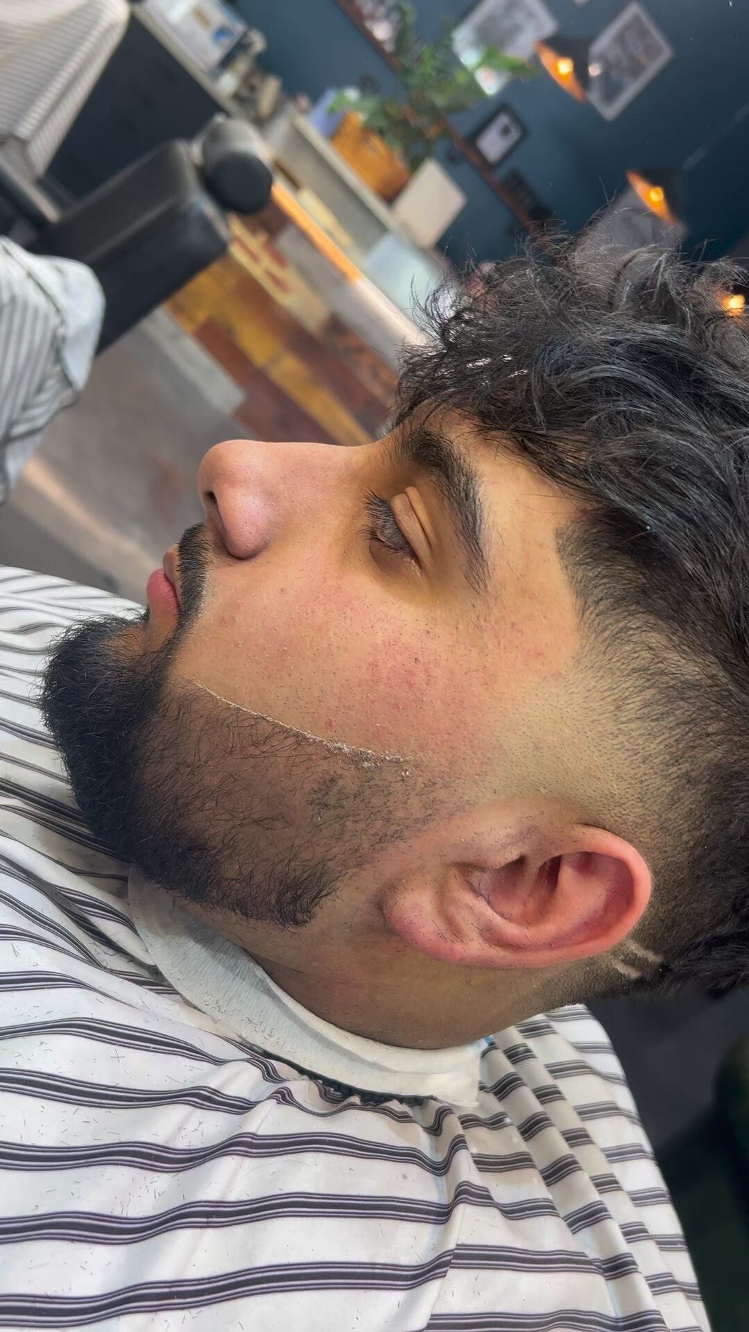 Home | Razors Barbers